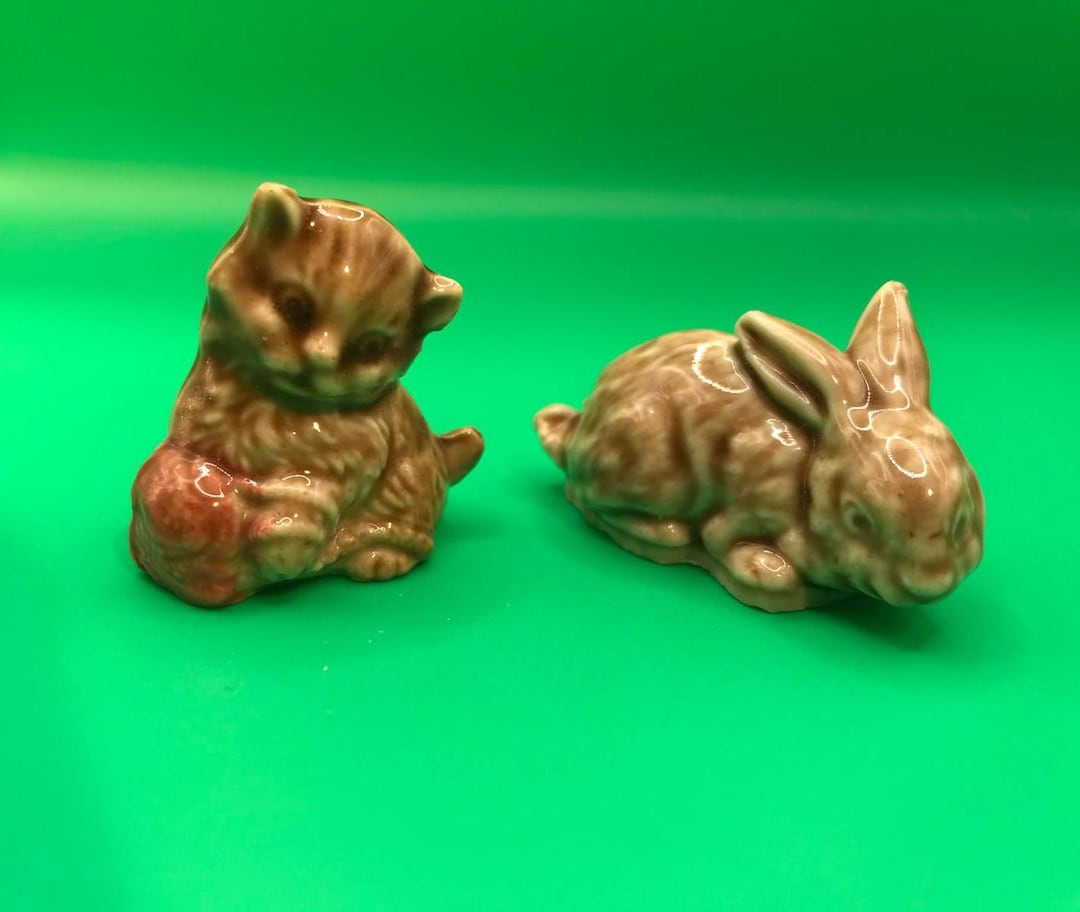 Vintage Wade Whimsies: Kitten & Rabbit Figurines - 1970s Collectibles ...