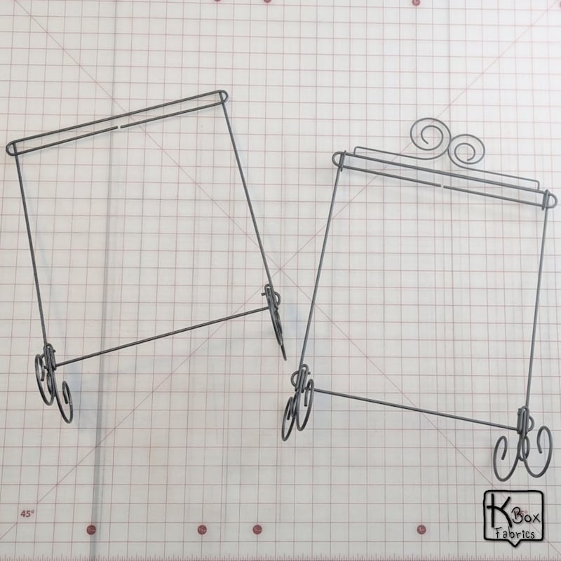 Mini Quilt Holder Table - Etsy