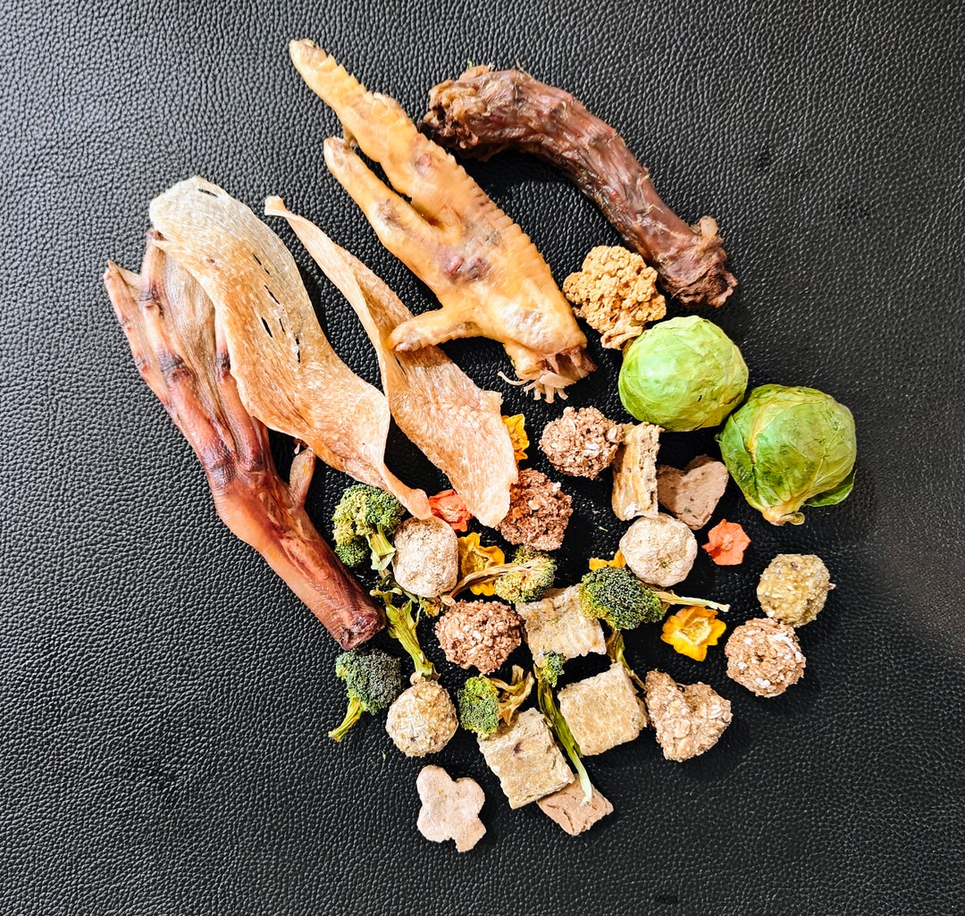 Sampler Jackpot Dog Treats Chicken Feet Duck Feet Jerky Chicken Neck ...