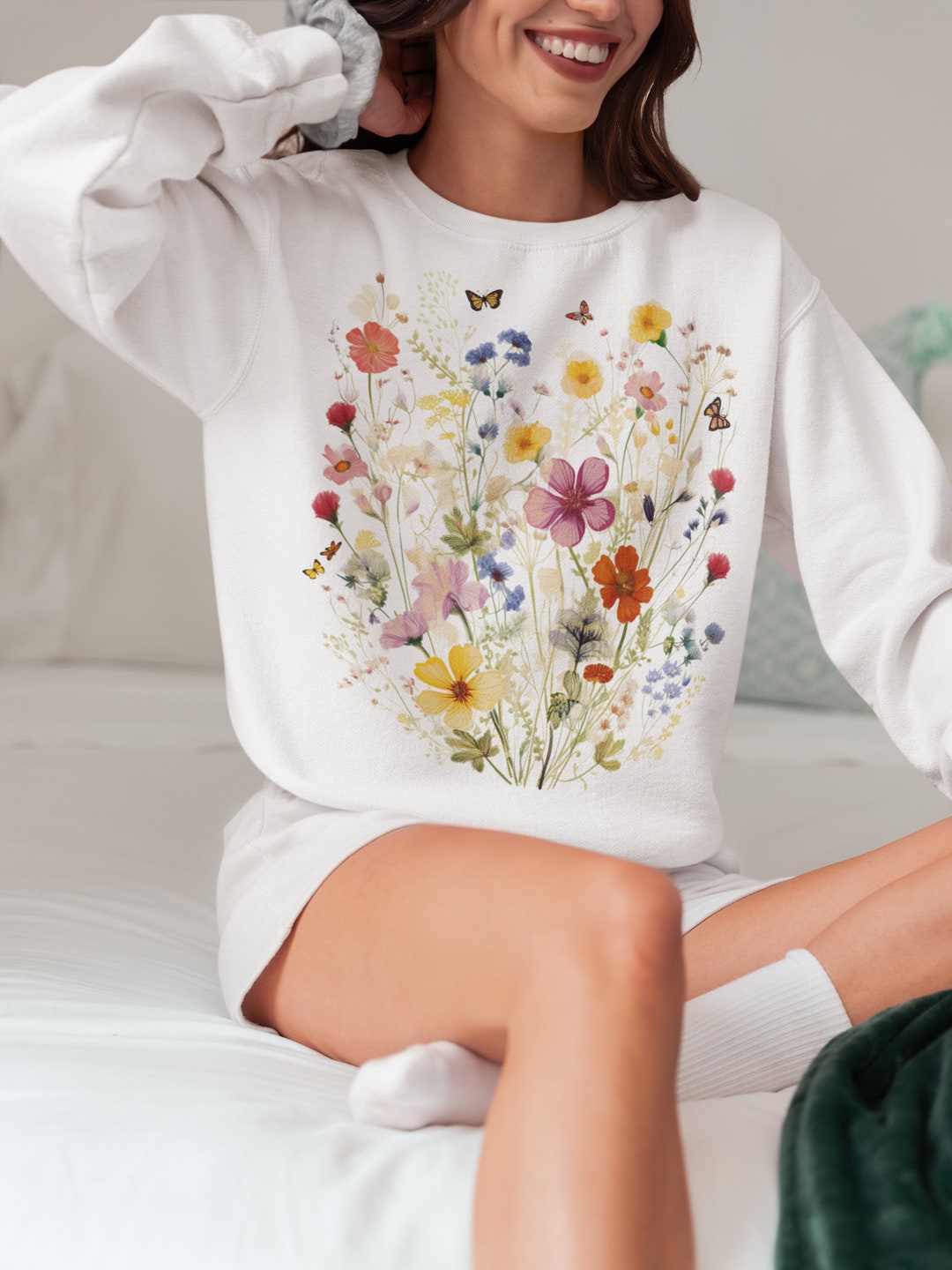 Vintage Pressed Flowers Sweatshirt, Boho Cottagecore Sweater, Pastel ...