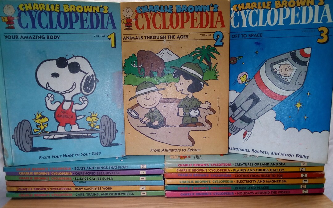 Charlie Brown's 'cyclopedia Set - Etsy