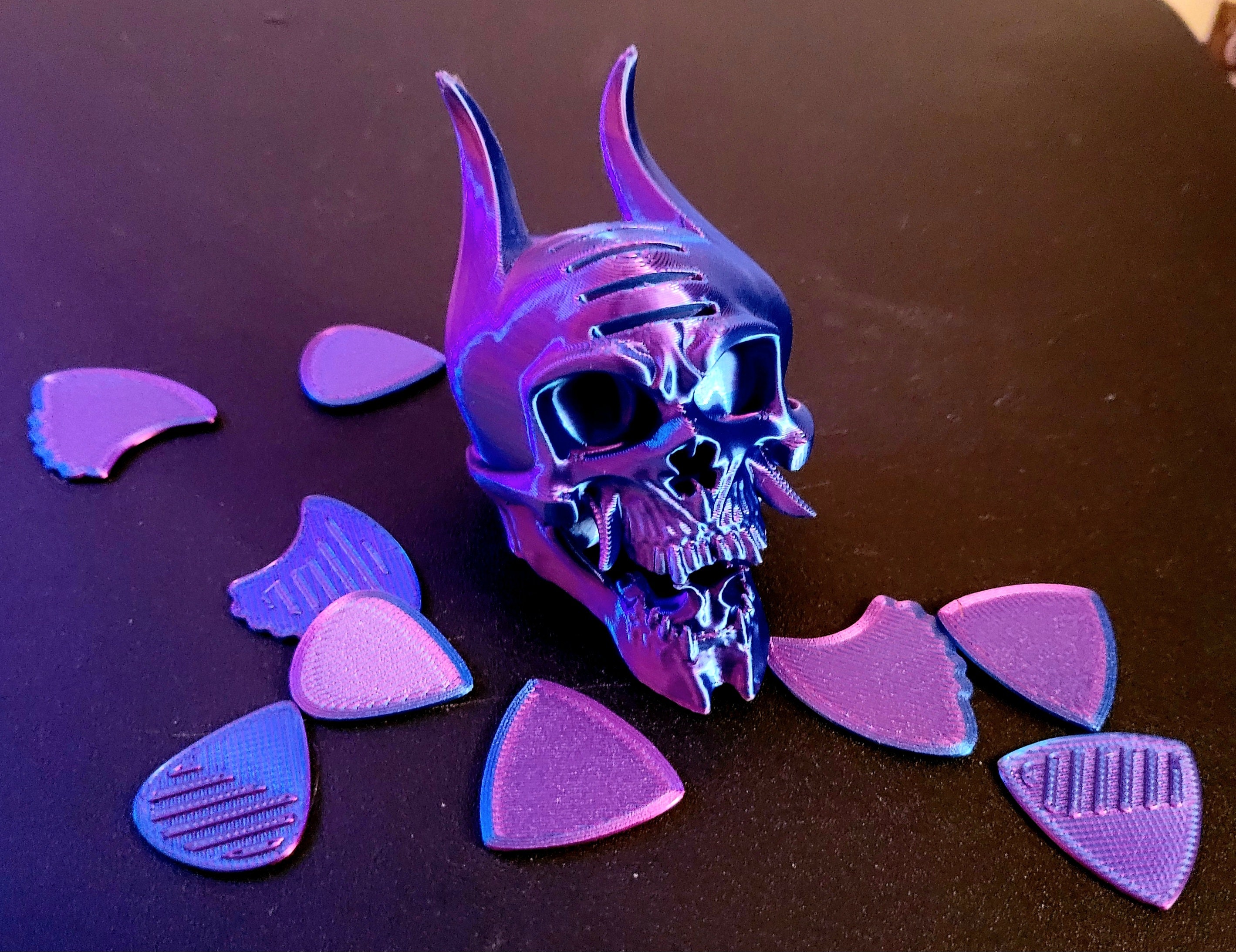 3D Printed Multi-color Skull Guitar Pick Holder W/ Picks - Etsy