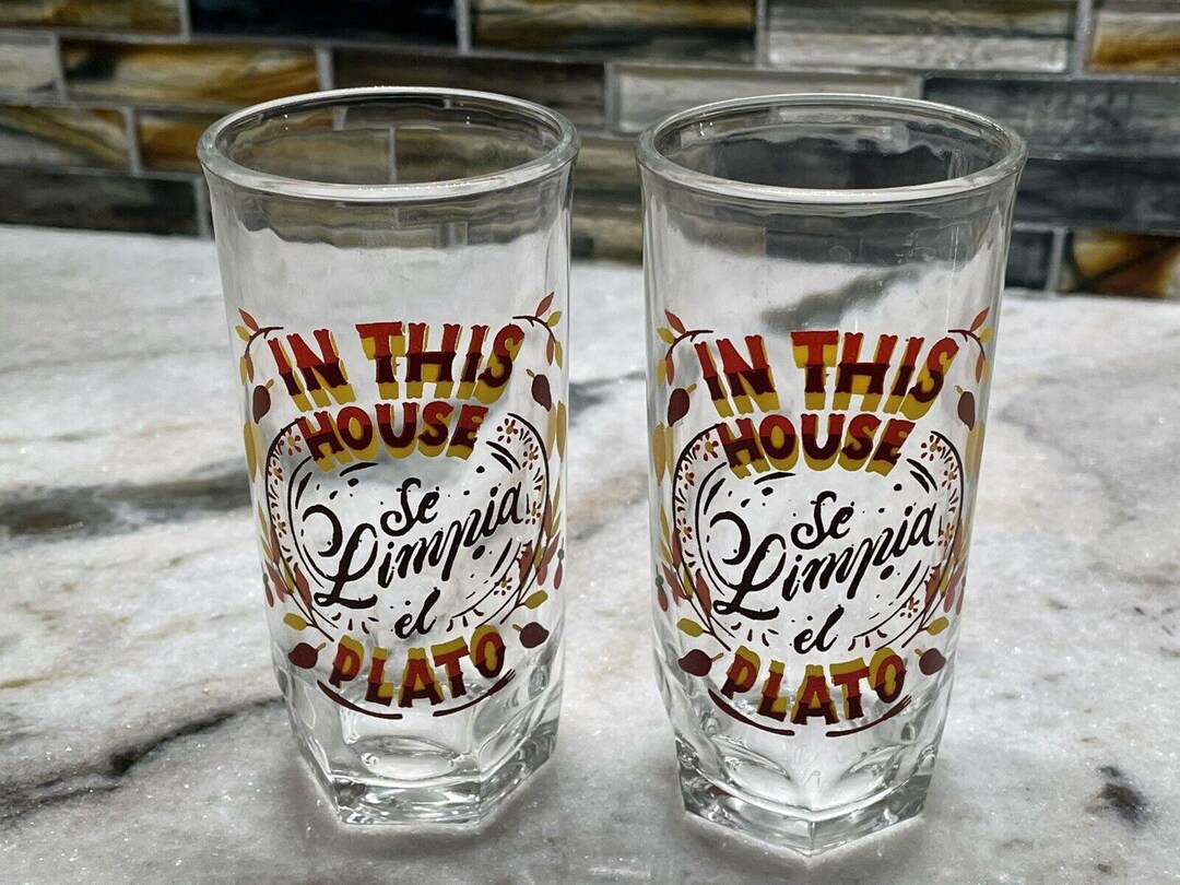 In This House Plato Dona Maria Se Limpia Mole Glasses 1970s Crisa ...