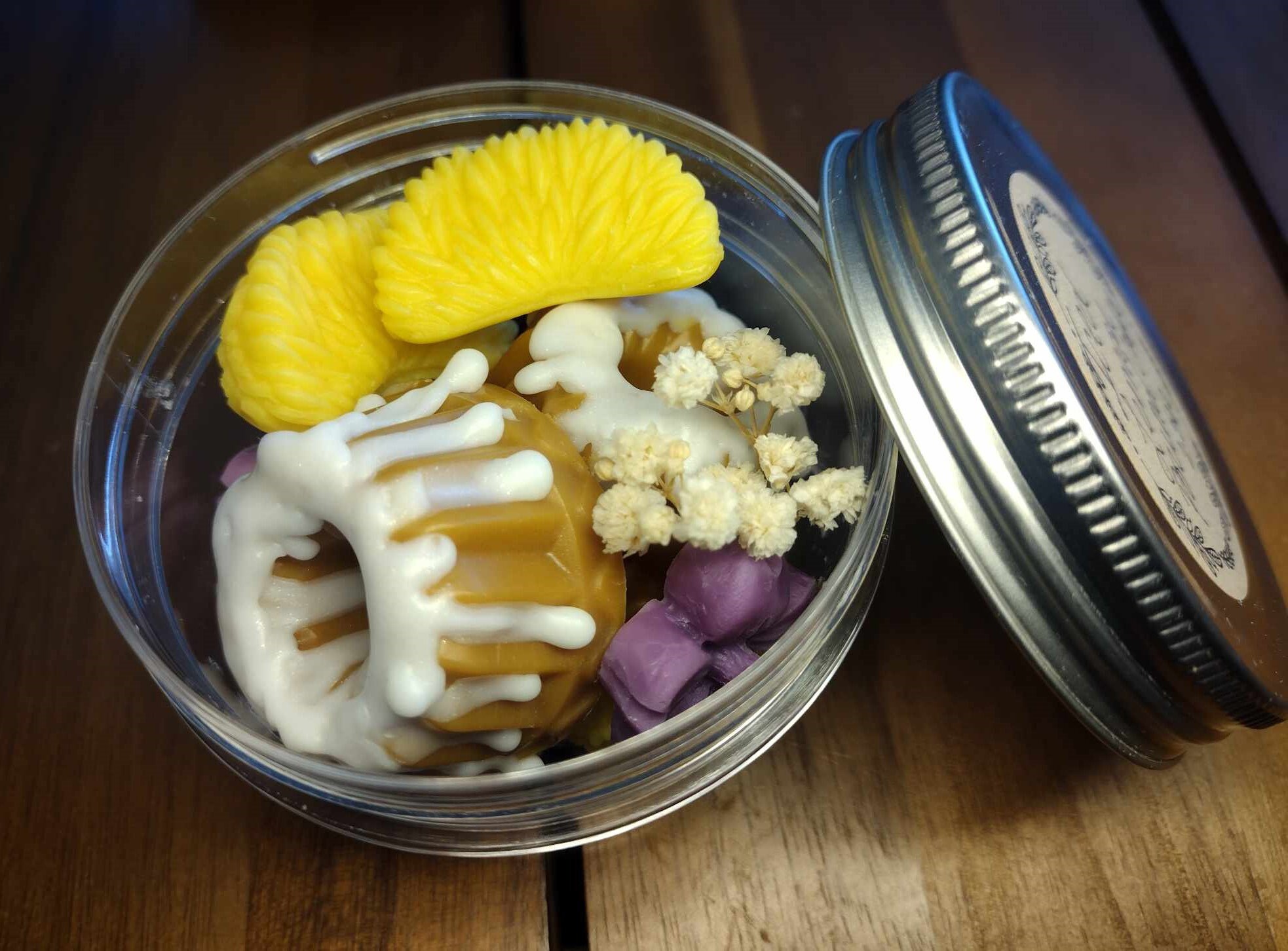 Bath & Body Works Iced Lemon Pound Cake Wax Melts Realistic Food Wax ...