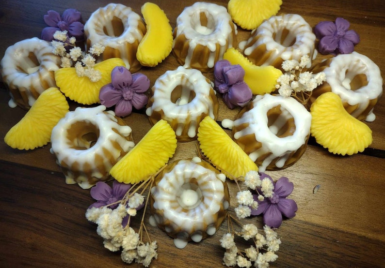 Bath & Body Works Iced Lemon Pound Cake Wax Melts Realistic Food Wax ...