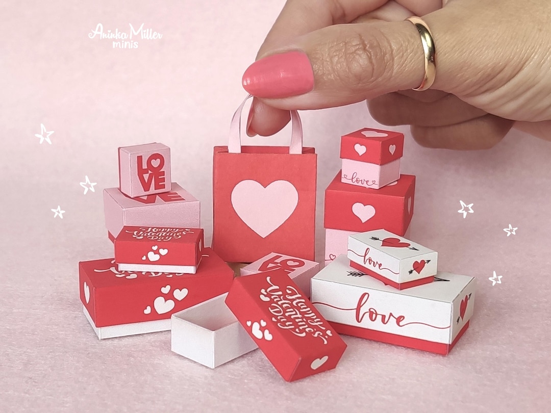 Miniature Valentine's Day Boxes and Bags for Dollhouse Decorations ...