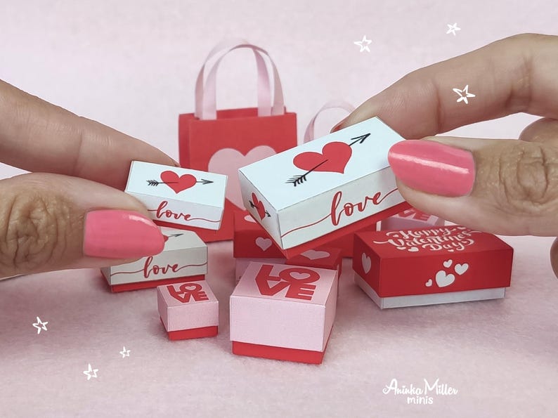 Miniature Valentine's Day Boxes and Bags for Dollhouse Decorations ...