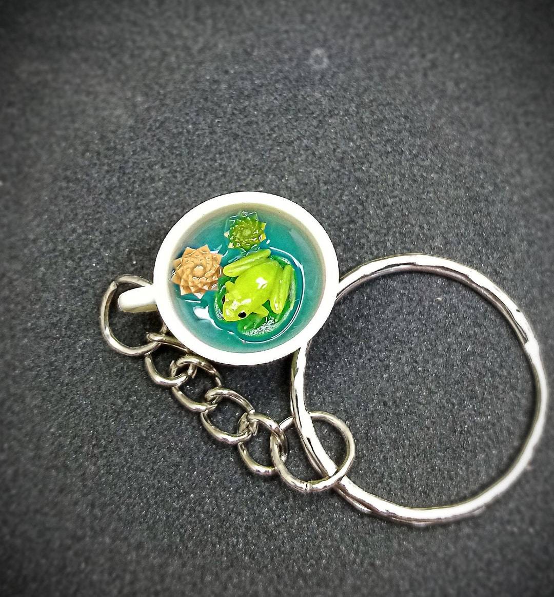 Resin Frog Keychain, Frog on Lily Pad Keychain, Frog Backpack Clip ...