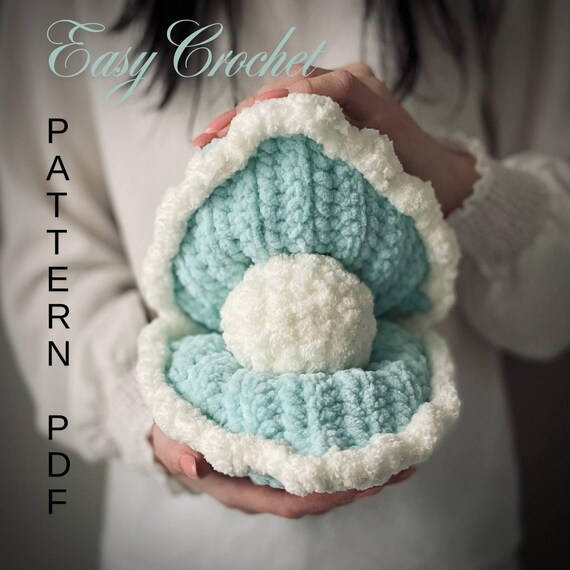 Clam With Pearl Crochet Pattern