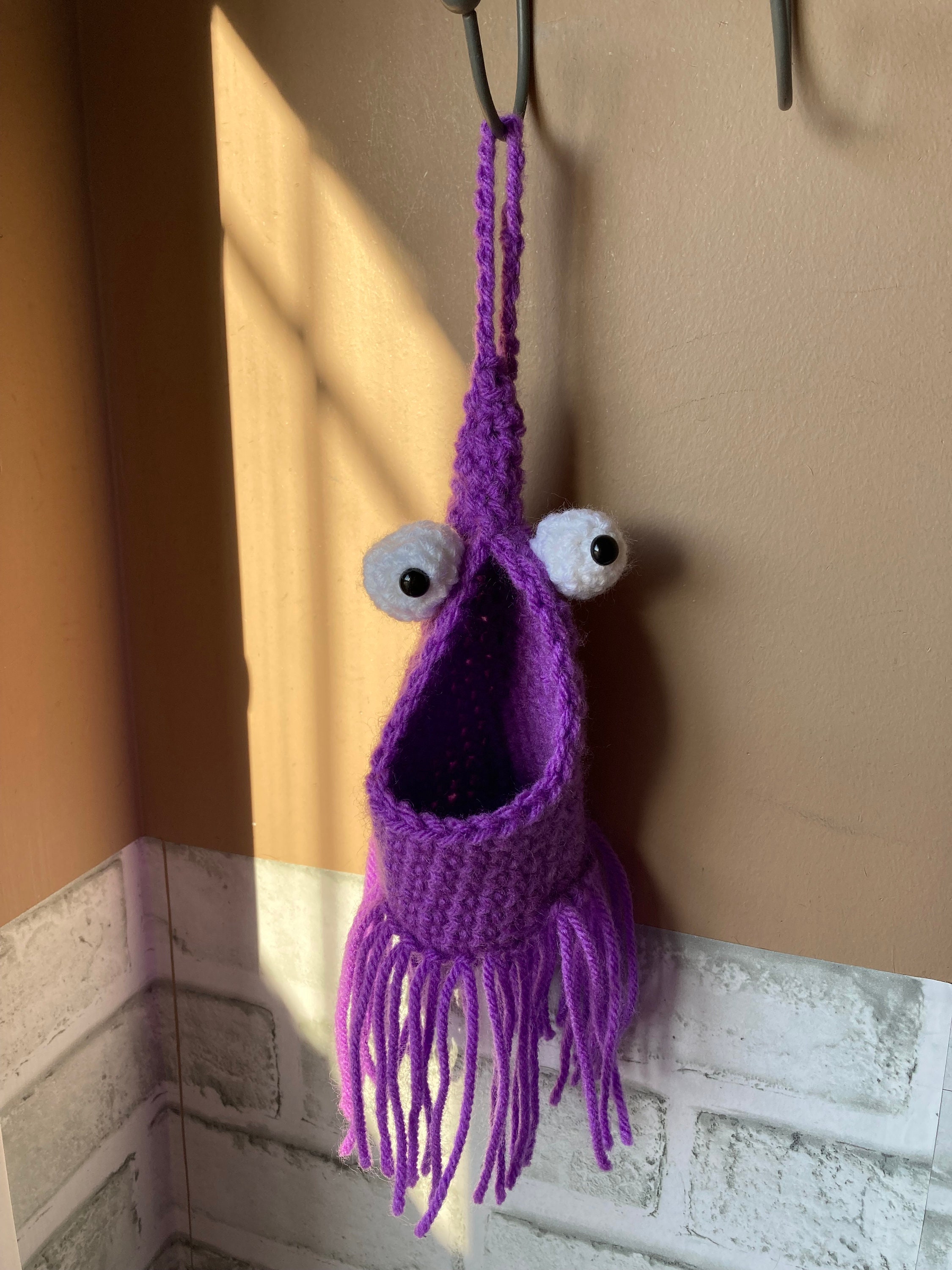 Mini Martian Yip Yip Style Hangers - Etsy