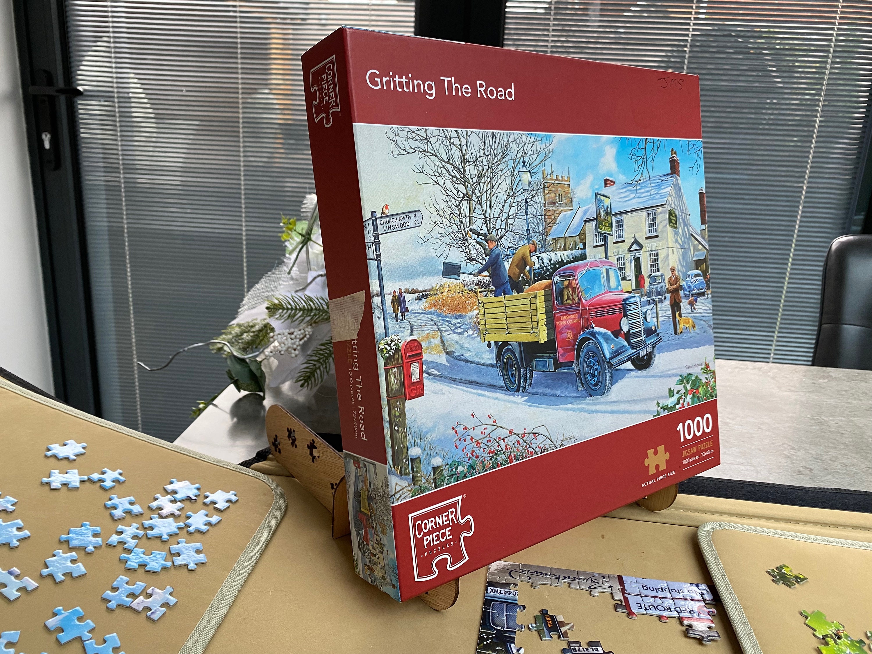 Personalised Jigsaw Box Stand. Quality Puzzle Box Lid Holder for Easy ...