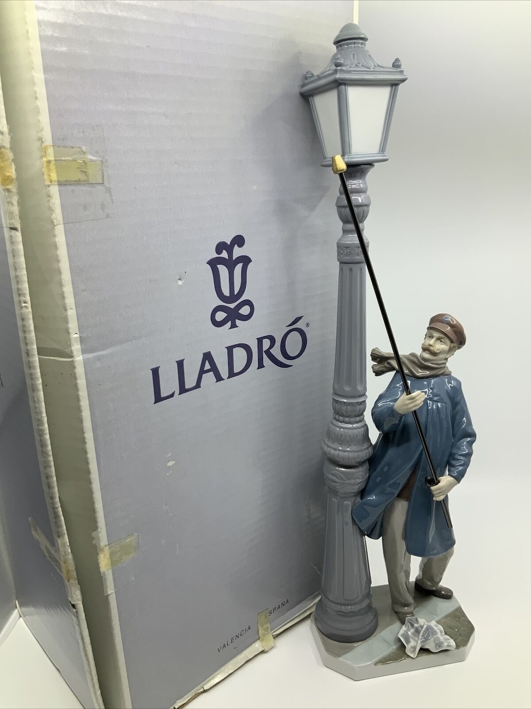 Vintage 80s Lladro Porcelain Lamplighter Figurine 5205 With - Etsy