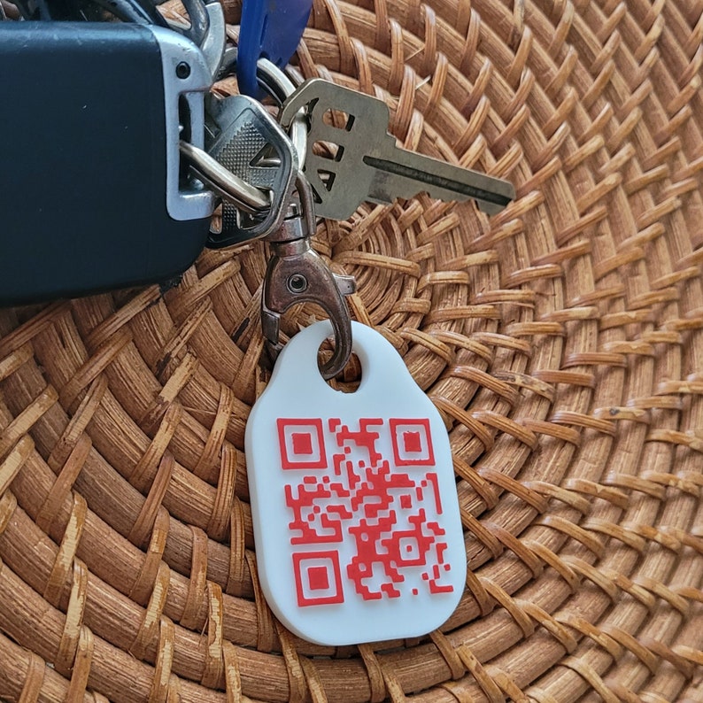 QR Code Keychain, Custom Youtube QR Code, Custom Code Keychain ...