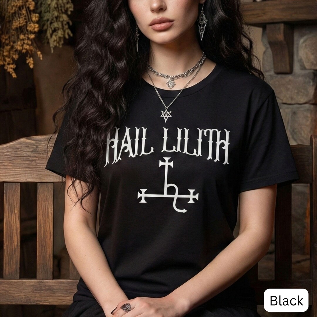 Goddess Lilith T-shirt, Goth Witchy Vibe Shirt, Feminist Tee-shirt ...