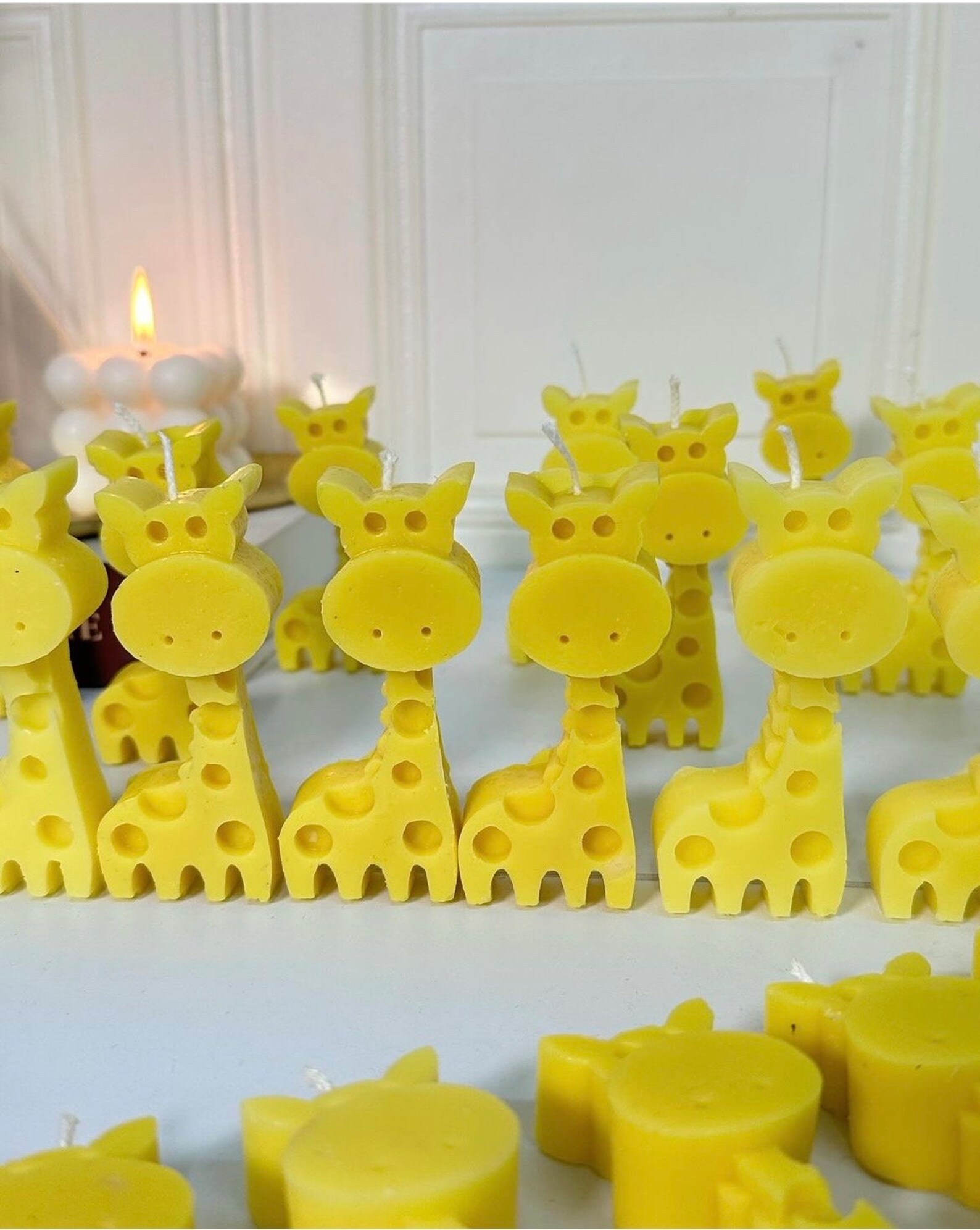 Safari Animal Candle Favor for Guests , Giraffe Candle, Handmade Gift ...