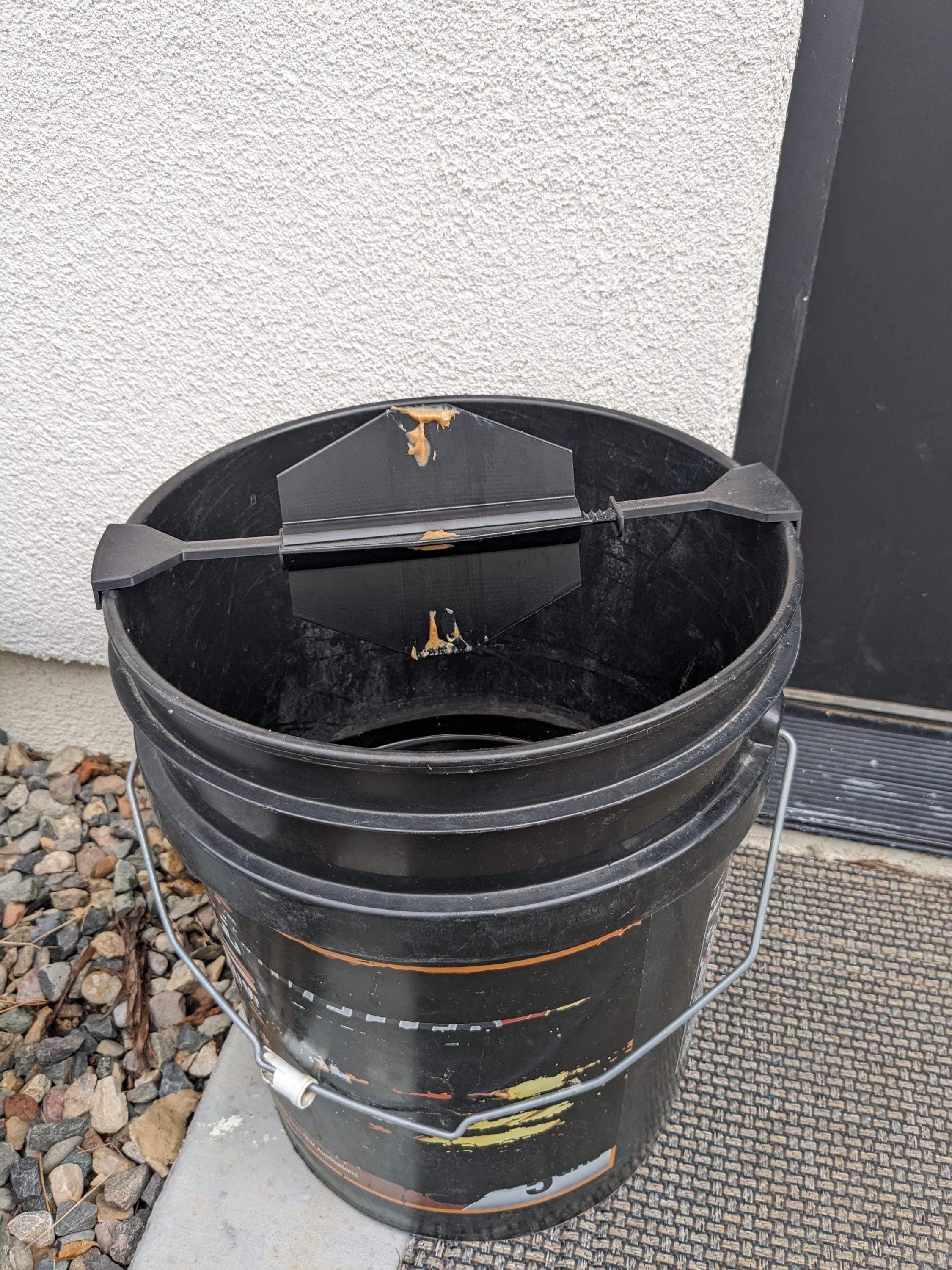 The Best Rat Trap - Mouse/rat Trap for 5 Gallon Bucket - Auto Reseting ...