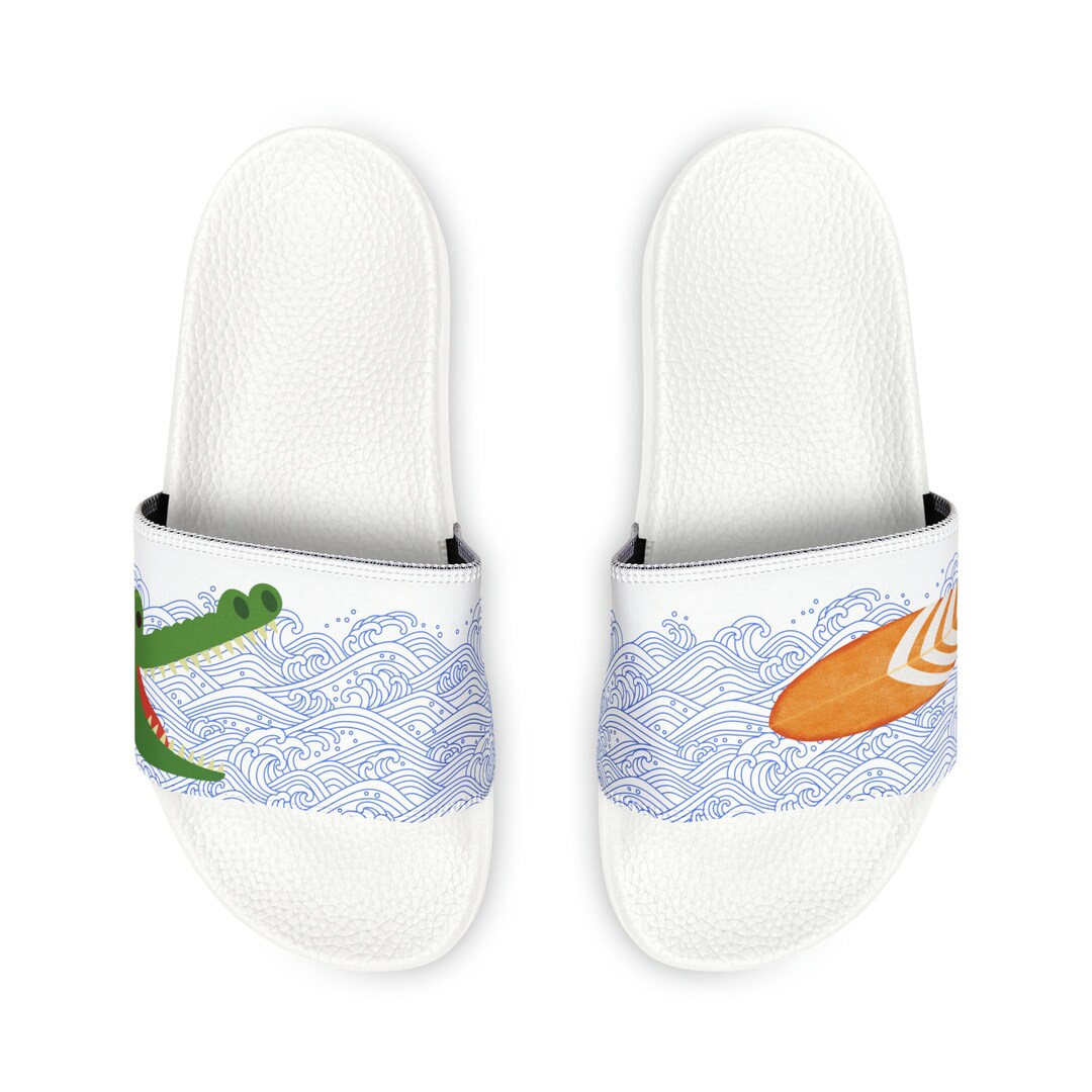 Alligator Surfboard Men's Slide Sandals, Alligator Preppy Streetwear ...