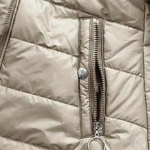 Women’s Beige Quilted Winter Coat With Faux Fur Trim - Stylish, Warm ...