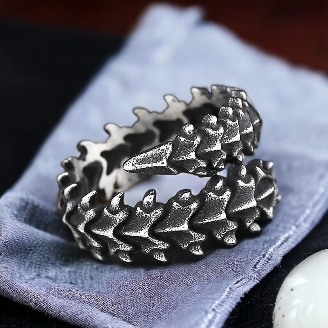 Dragon Centipede Spine Ring Gothic Death Dragon Spine Ring, Stainless ...