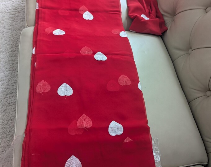 Georgette Saree With Threaded Heart Work. Valentine Day Special - Etsy