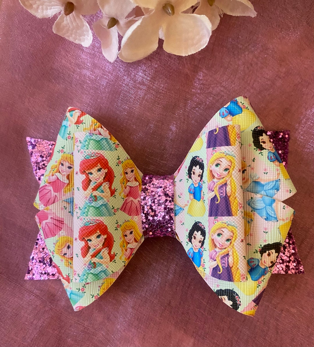 Princesses Vinyl Hair Bow - Etsy