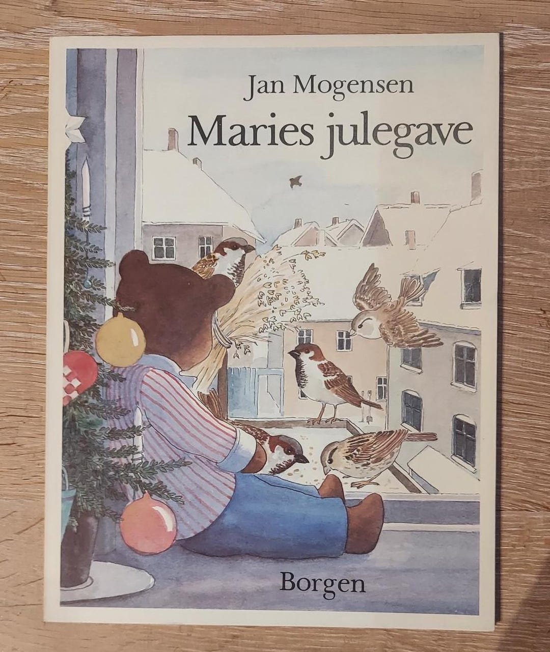 Maries Julegave danish Children's Book by Jan Mogensen. Beautiful ...