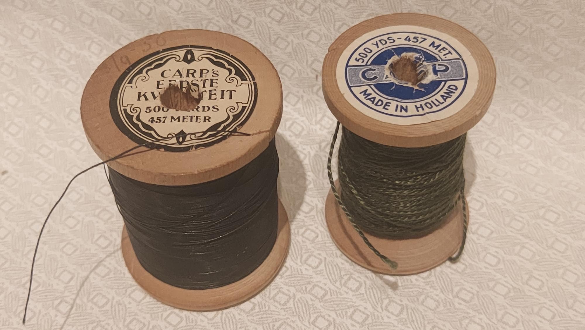 8 Wooden Spools Vintage With Original Thread. Dutch Ploeg - Etsy