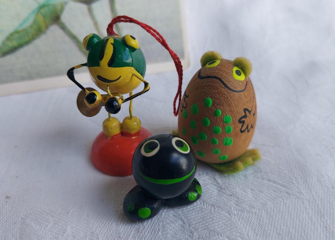 Set of 3 Miniature Wooden Frogs, Vintage End of 60s - Etsy