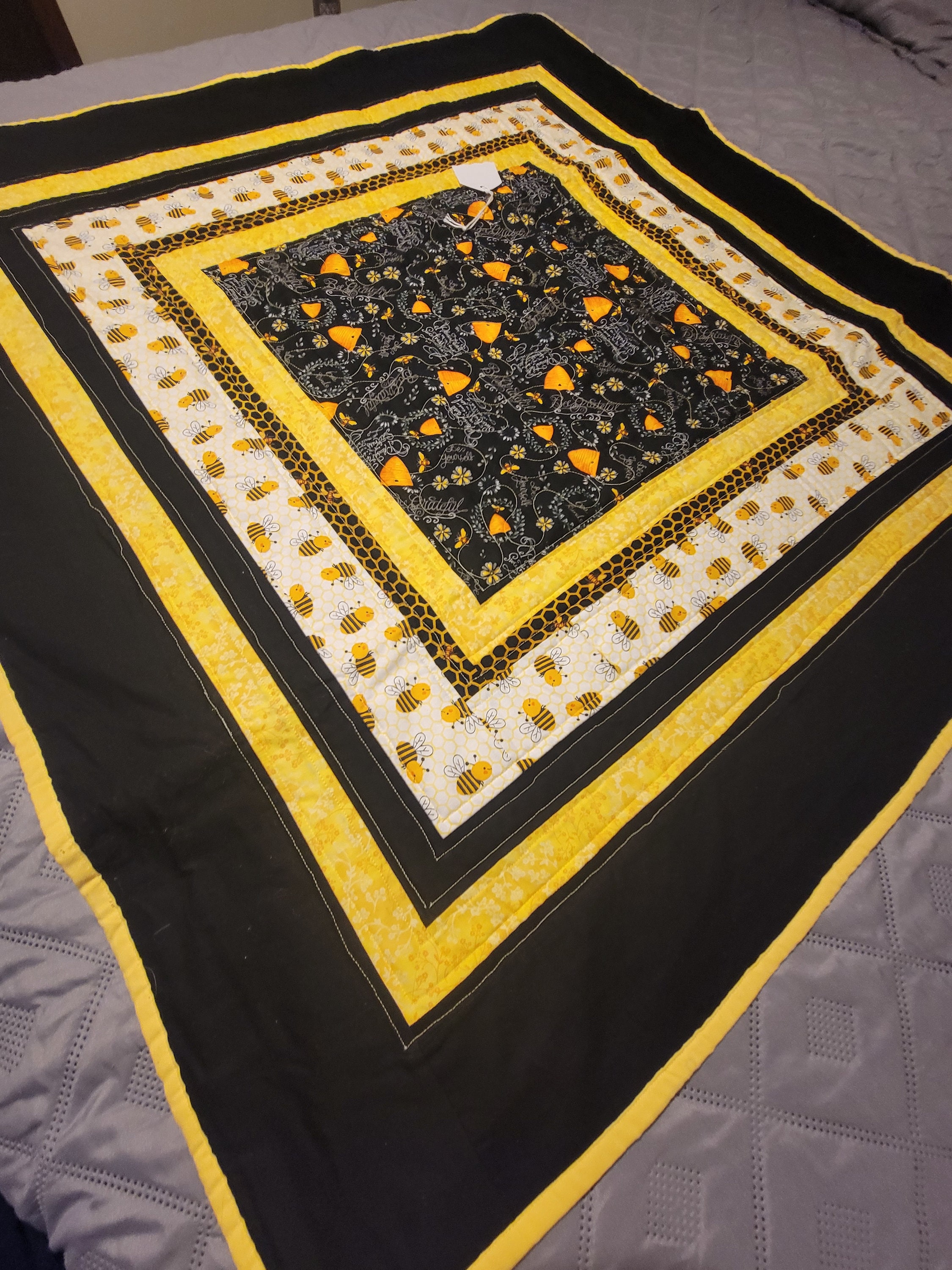 Bee Quilt, Yellow and Black Bee Patchwork Quilt, Bee Quilt, Bees Baby Quilt, Bumble Bee Quilt ...