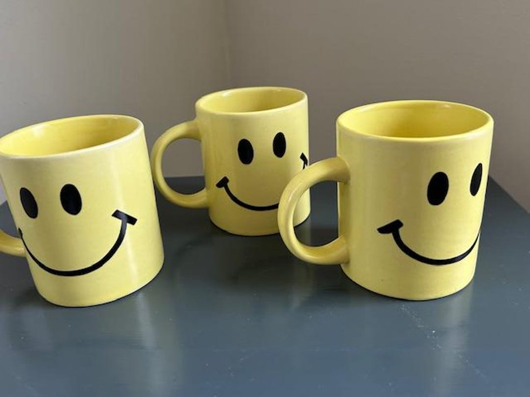 1970s YELLOW SMILEY FACE Mugs, Set of 3 Vintage Mugs Approx. 8 Oz ...