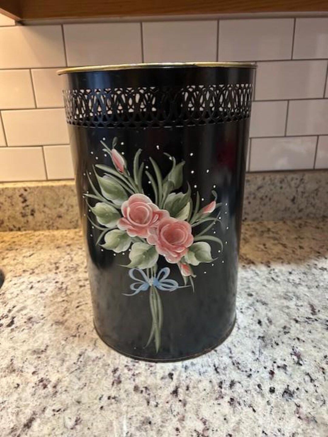 Vintage Midcentury Metal Wastebasket, Tole Painted Floral Trashcan ...