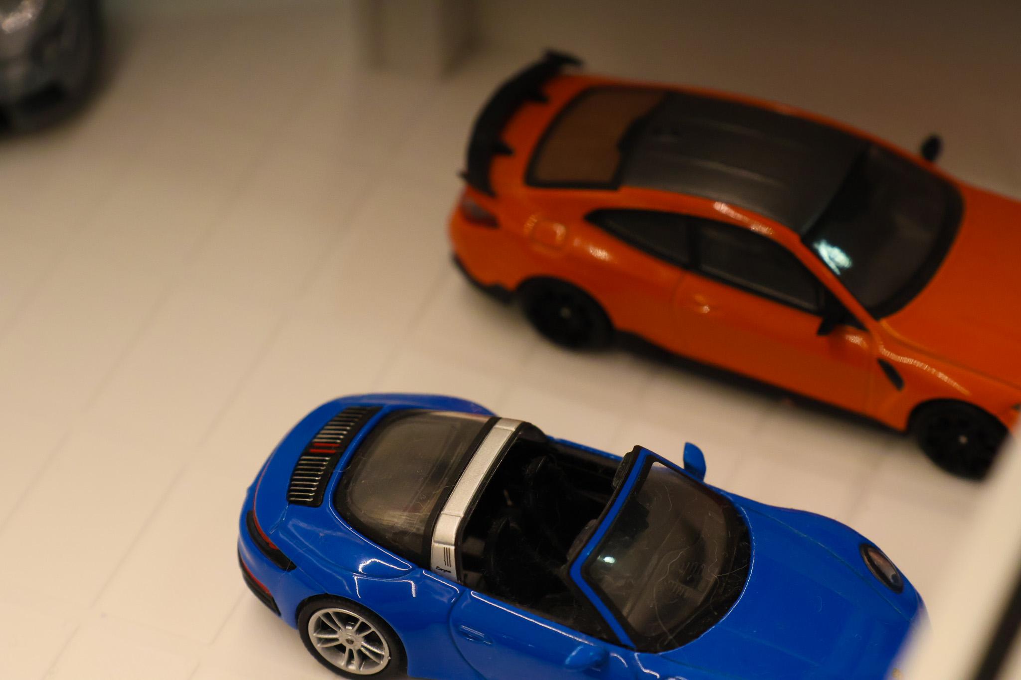 1/64 Scale 3D Printed Car Warehouse Diorama, Diecast Display - Etsy
