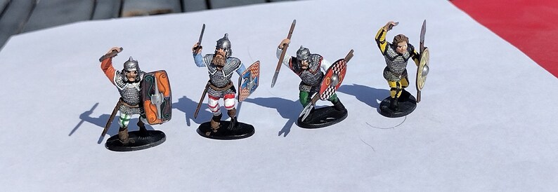 28mm Painted Armored Celtic Warriors (set of 8) - Etsy