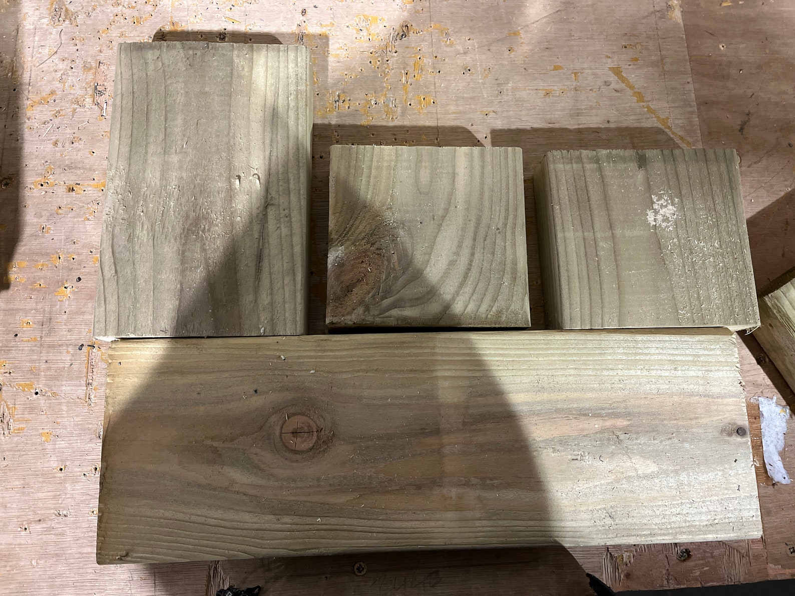 Boxed Offcuts of Timber (first 20 Orders Get 100 50mm Screws for Free ...