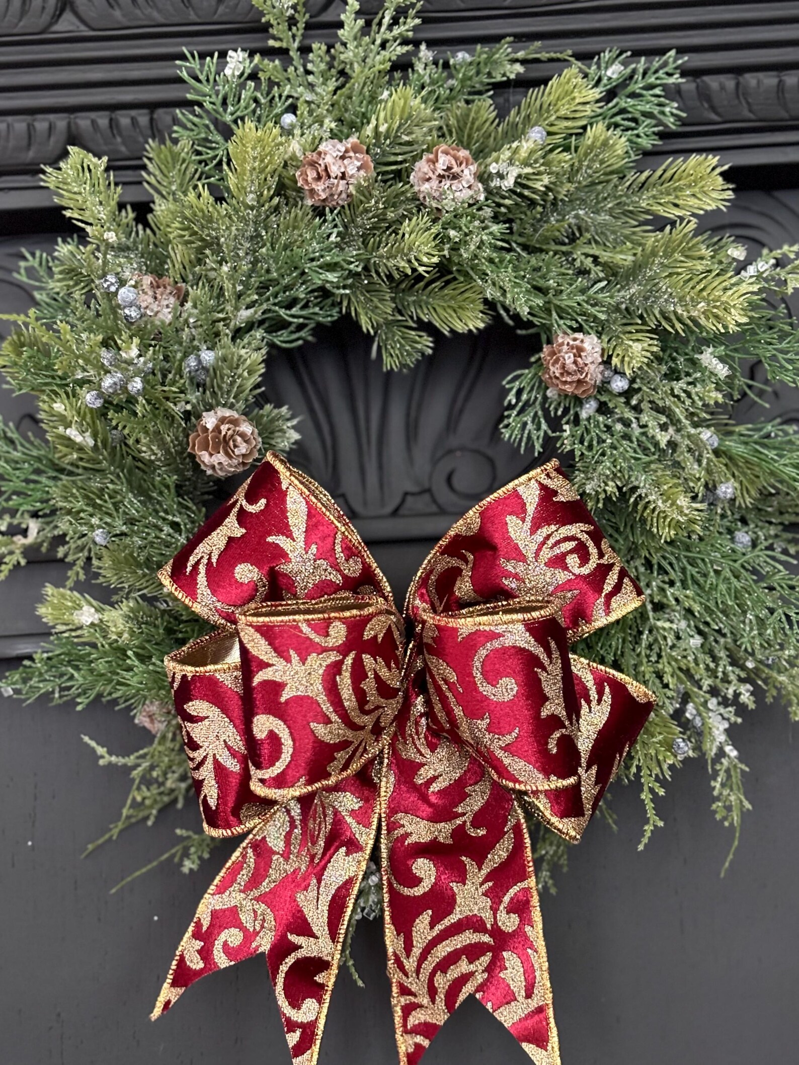 Set of 8 Bows. Burgundy and Gold Velvet Elegant Bows. These Gorgeous ...