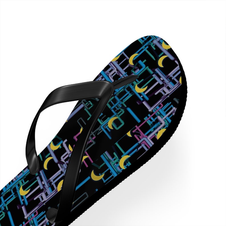 Dan Flashes Flip Flops ITYSL I Think You Should Leave Gift Tim Robinson ...