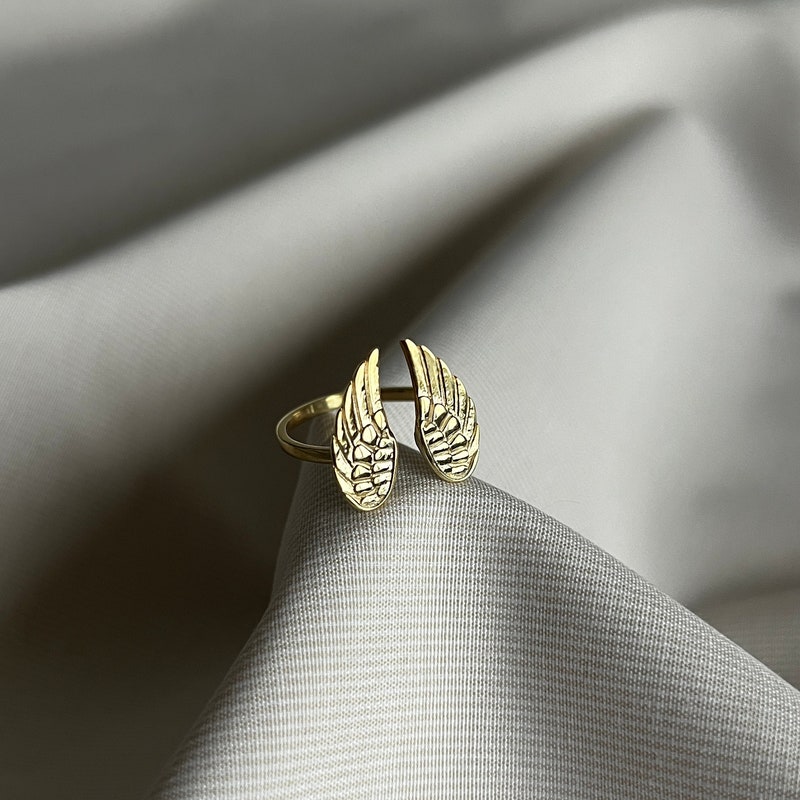Wing Ring - Etsy