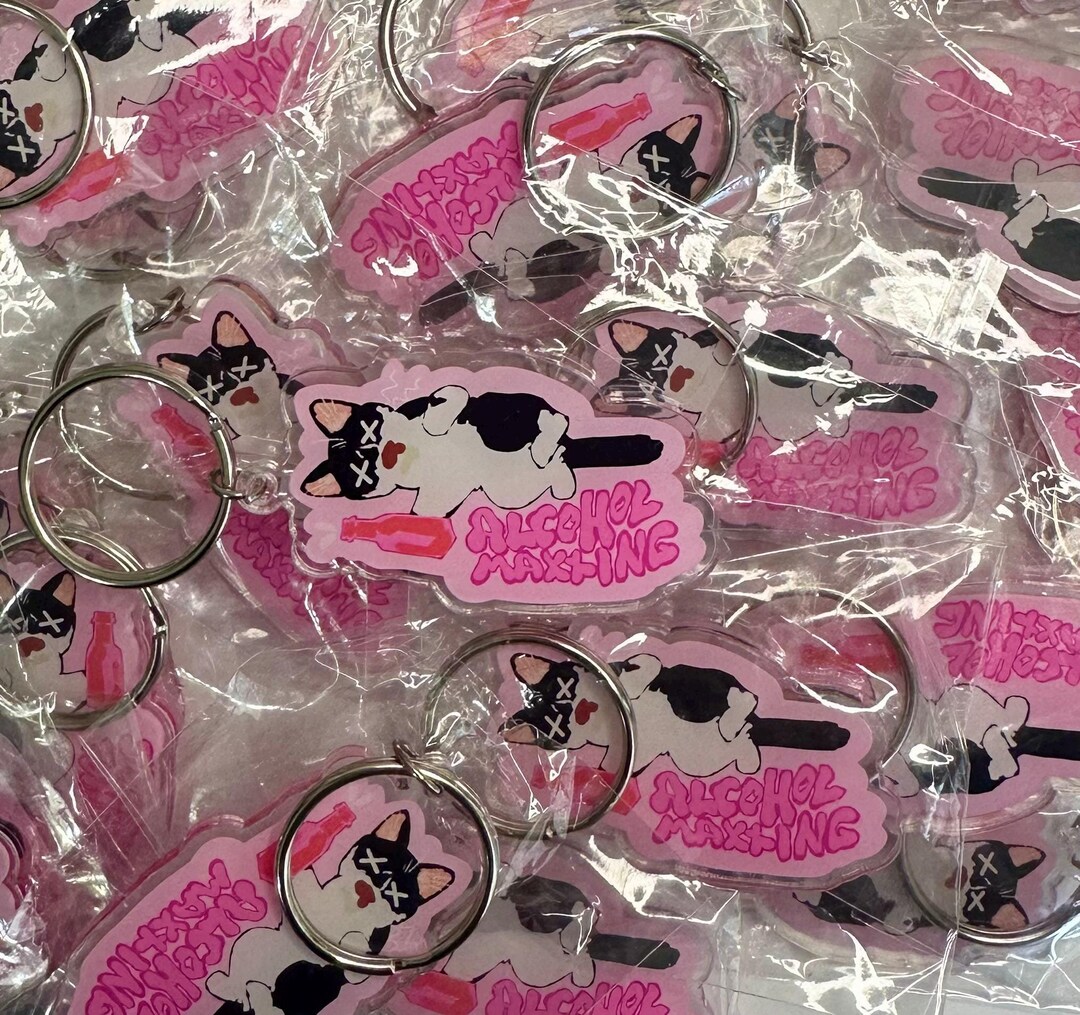 Kittykittyivy Alcohol Maxxing Acrylic Keychain - Etsy