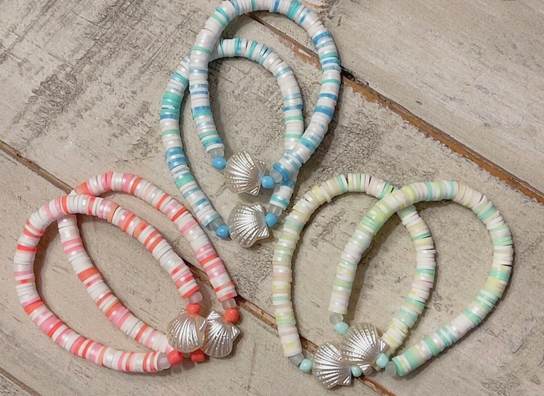 Seashells on the Seashore Clay Bead Bracelet - Etsy