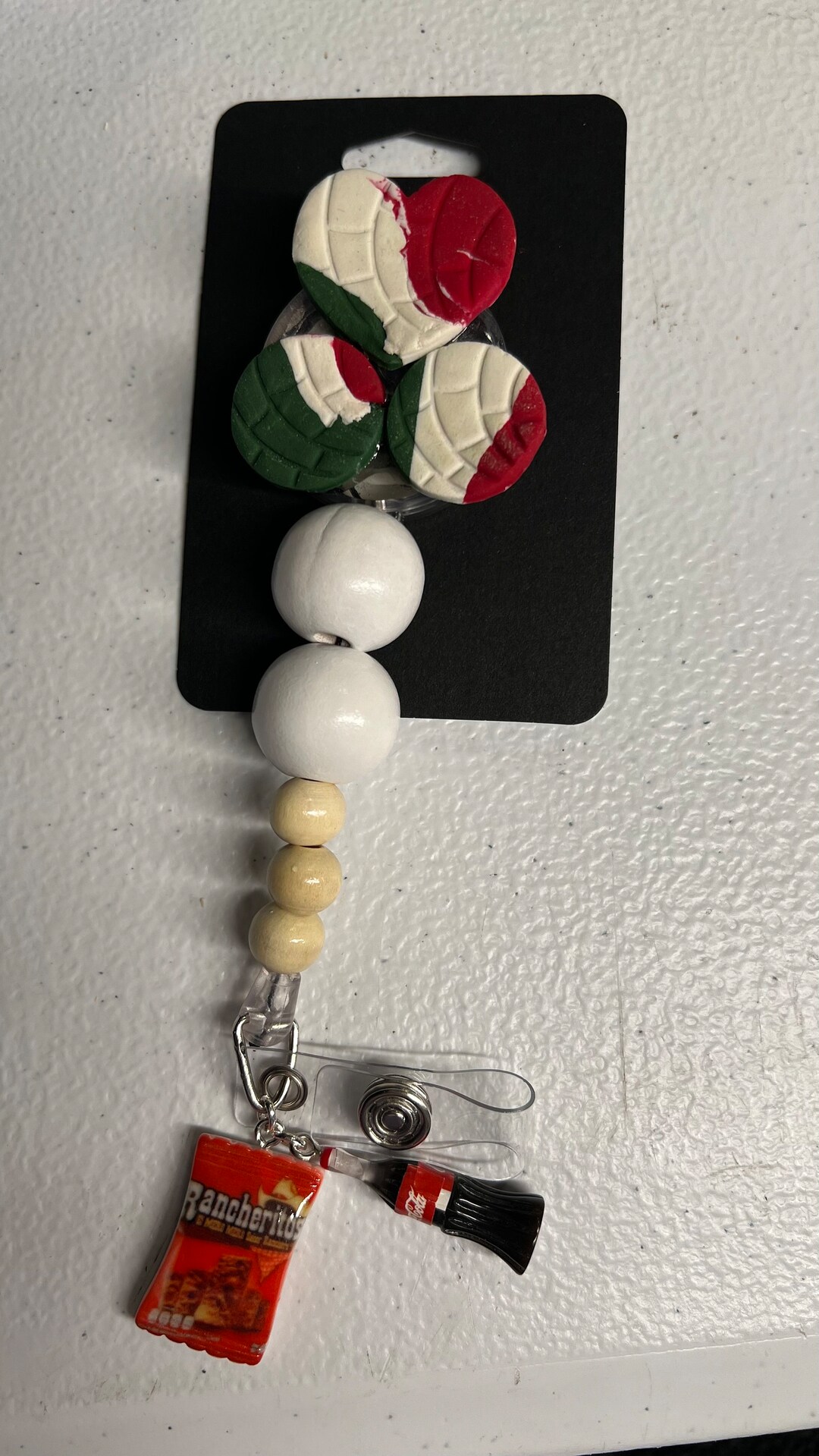 Conchas Tri Color Badge - Etsy