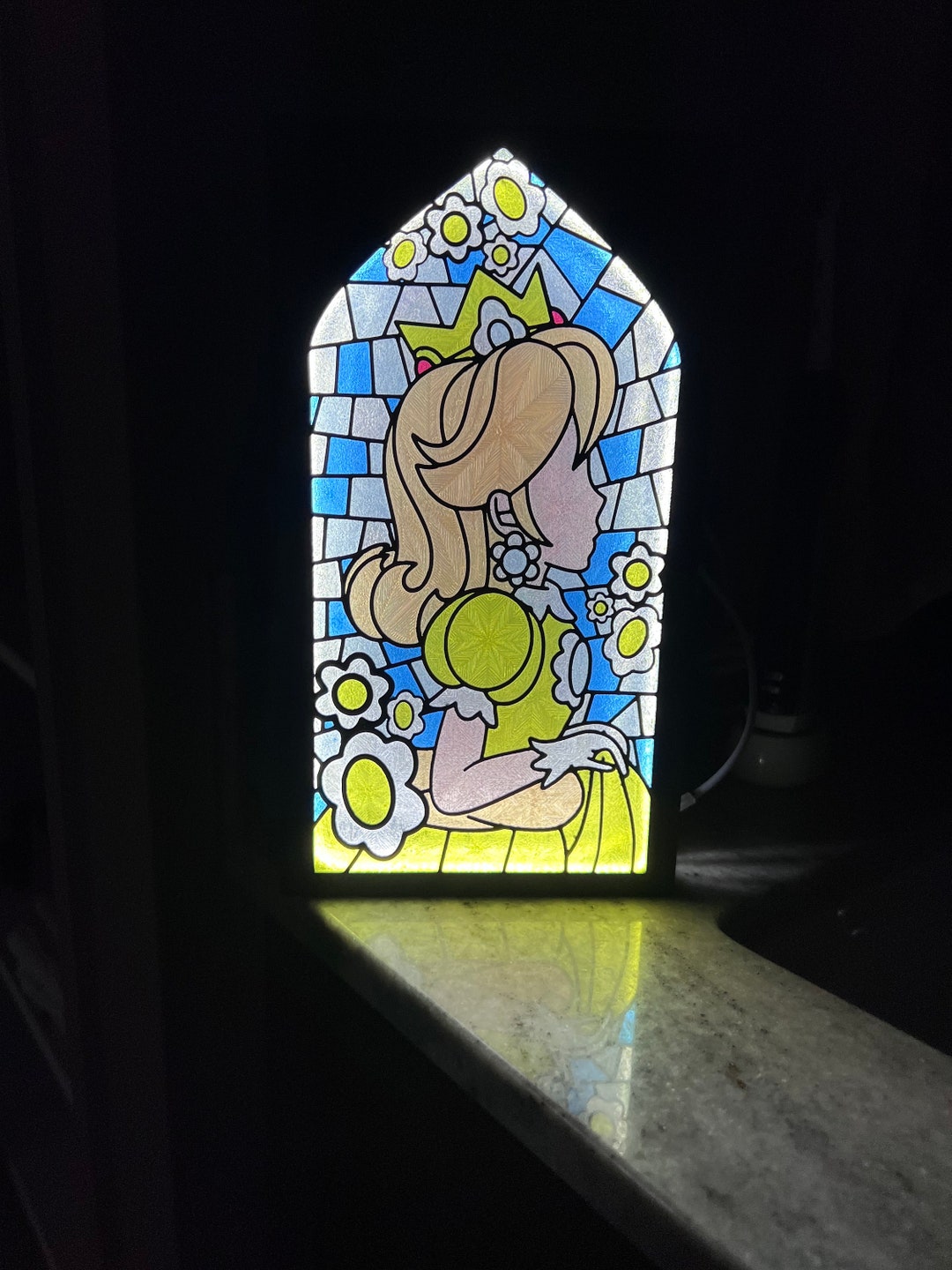 3D Printed Princess Daisy Stained Glass Lightbox Unique Home Decor ...