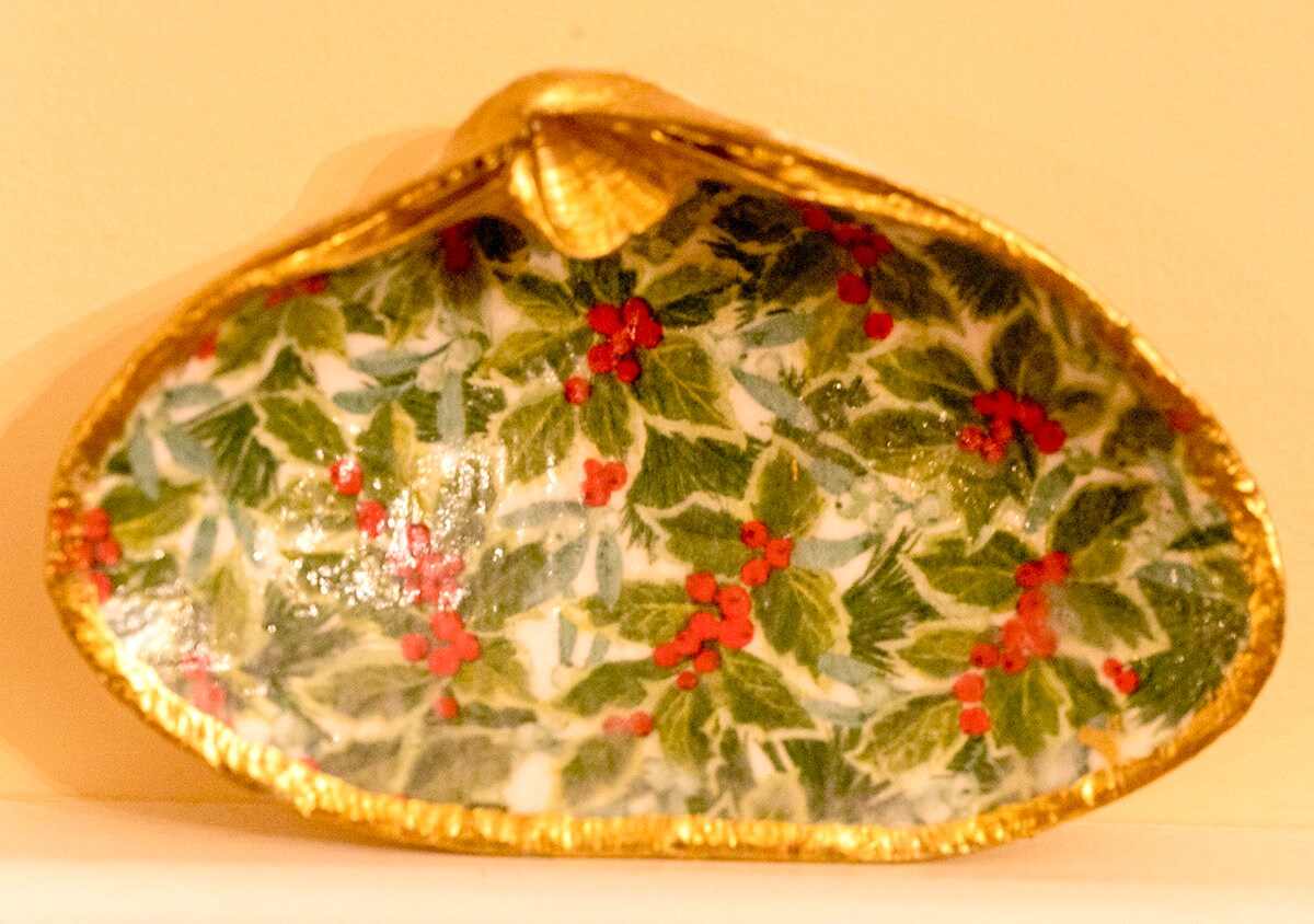 Decorated Shells Christmas Berries-from Crane Beach Ipswich - Etsy