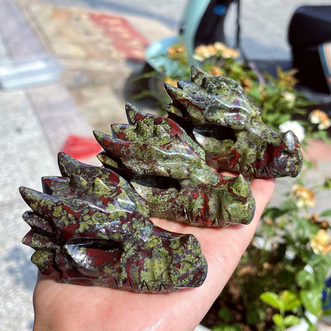 3.2 Natural Dragon Blood Stone Dragon Head,crystal Skull,crystal ...