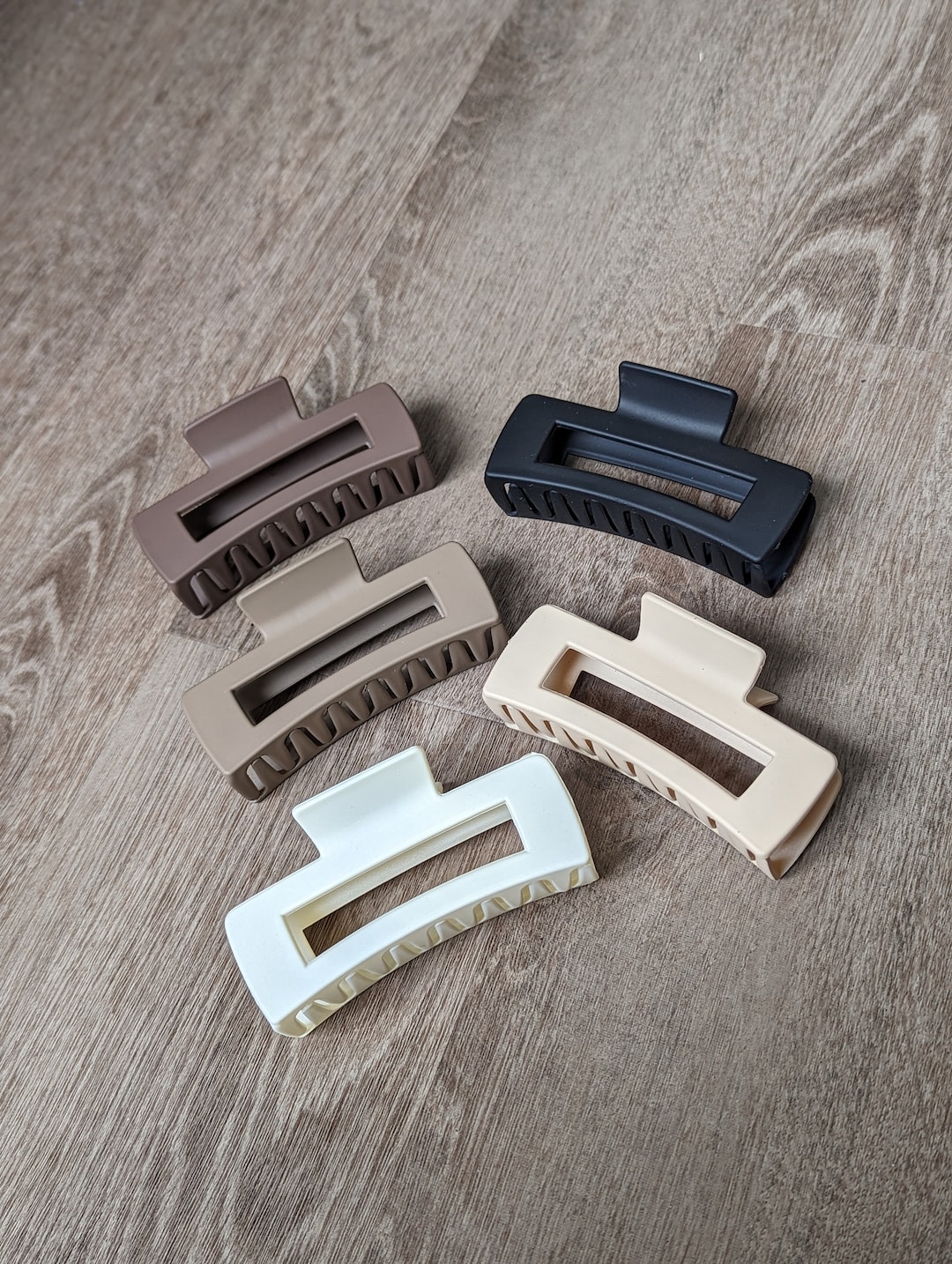 Large Claw Clip Neutral Hair Clips Hollow Square Claw Clip Matte Claw ...