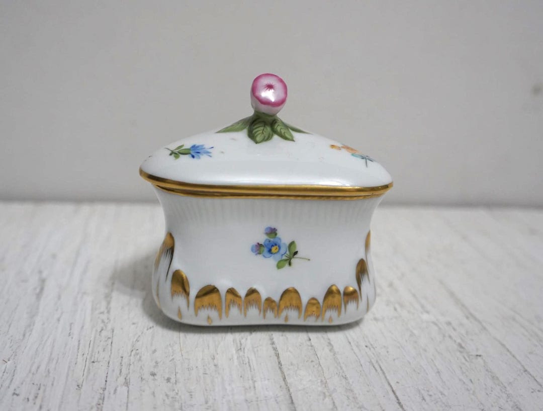 Vintage Herend Triangle Shaped Porcelain Trinket Box - Etsy