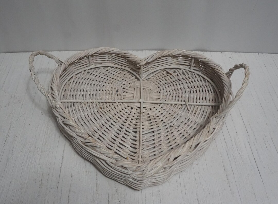 Vintage Wicker and Wire Large Heart Shaped Basket Serving Tray Basket ...