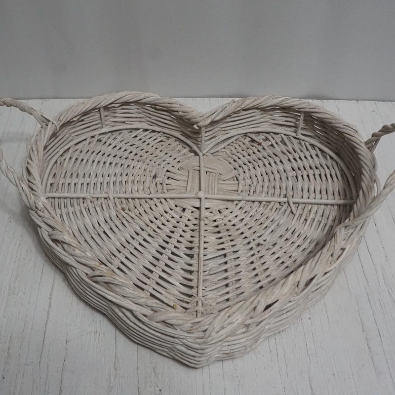 Wire Heart Basket - Etsy