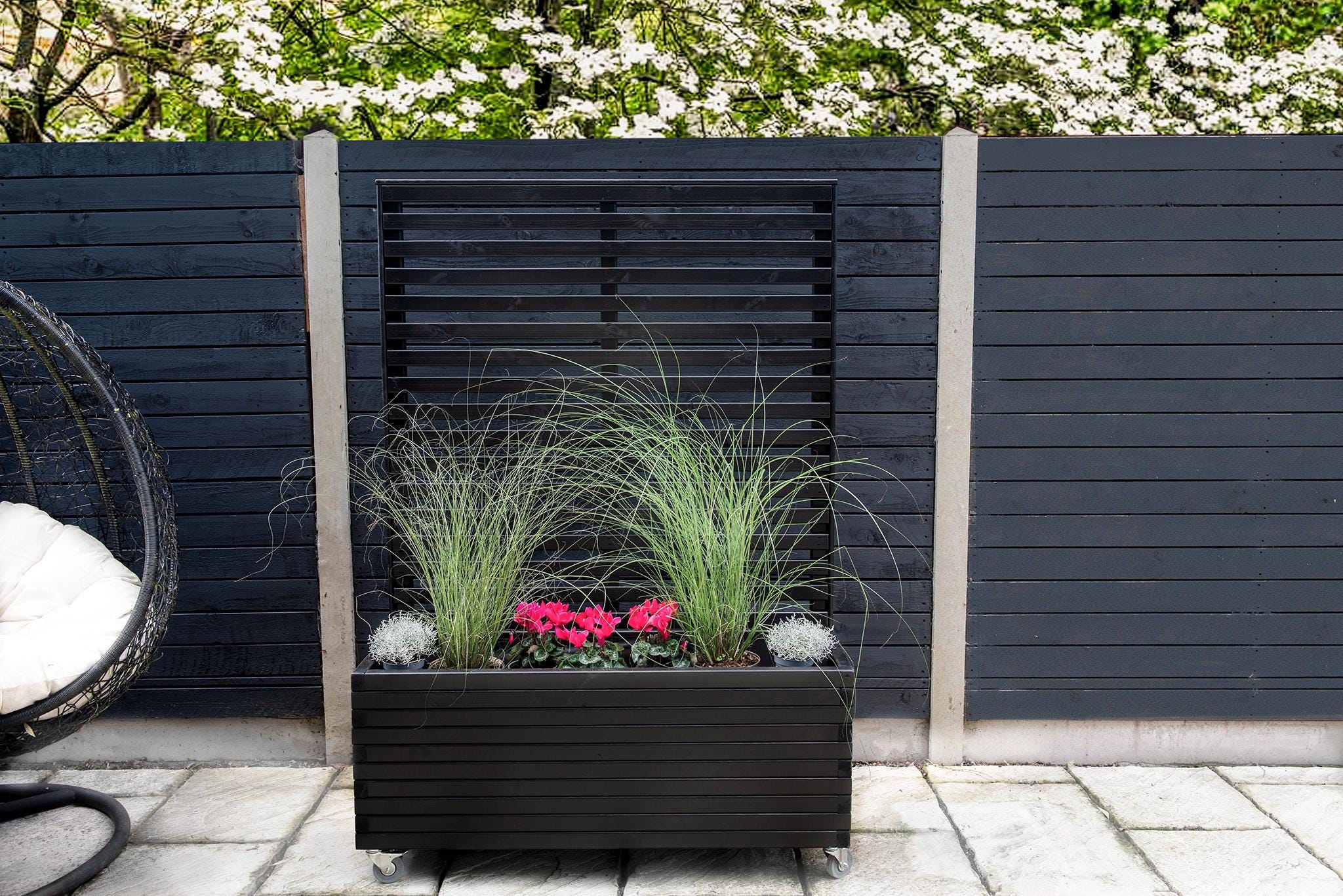 Large L145 X W40 X H40cm Wooden Planter With Trellis and Castors - Etsy UK