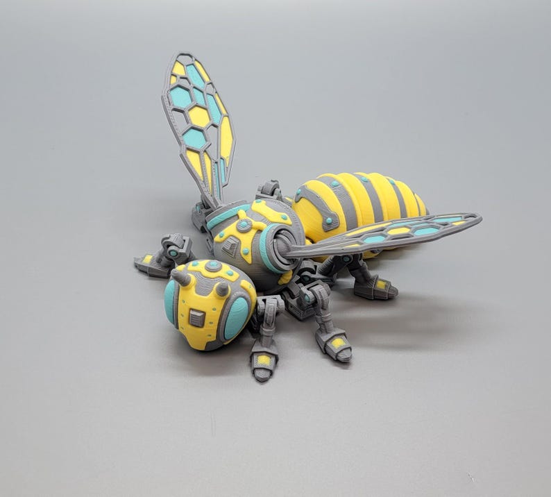 Cyber Hornet - Articulated and Poseable Wings - Etsy