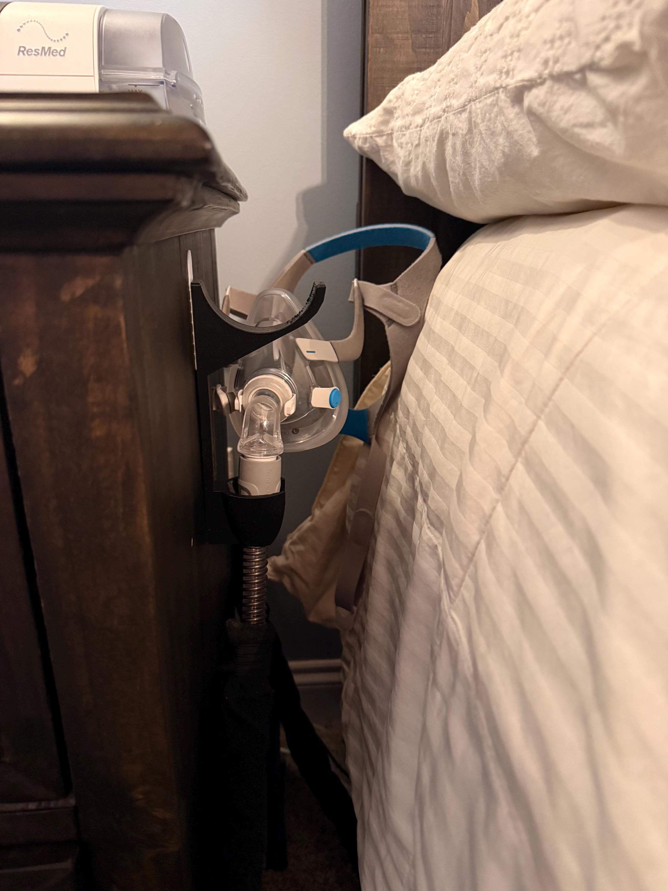 CPAP Nightstand Mount - Etsy